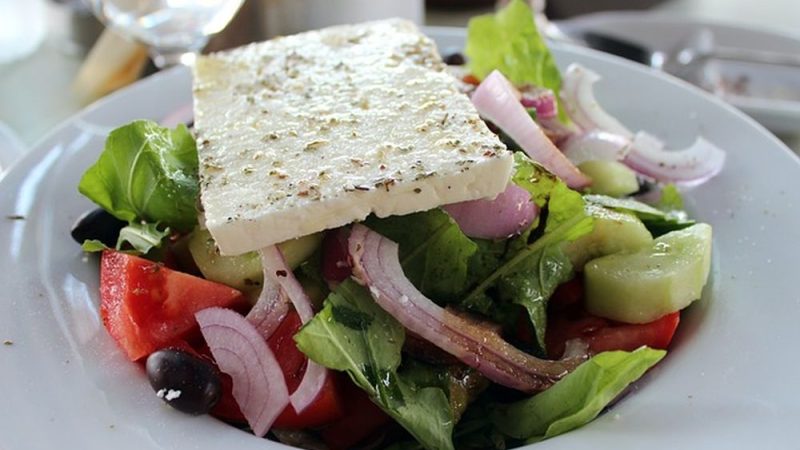 Jaké jsou výhody konzumace sýra feta | JakZdravě.cz