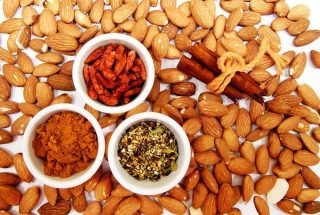 Proč se oplatí jíst pravidelně mandle | JakZdravě.cz