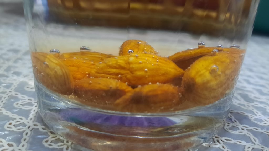 Proč se oplatí jíst pravidelně mandle | JakZdravě.cz