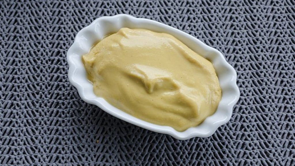 Hořčice vás ochrání před rakovinou, zbaví kašle, křečí i akné